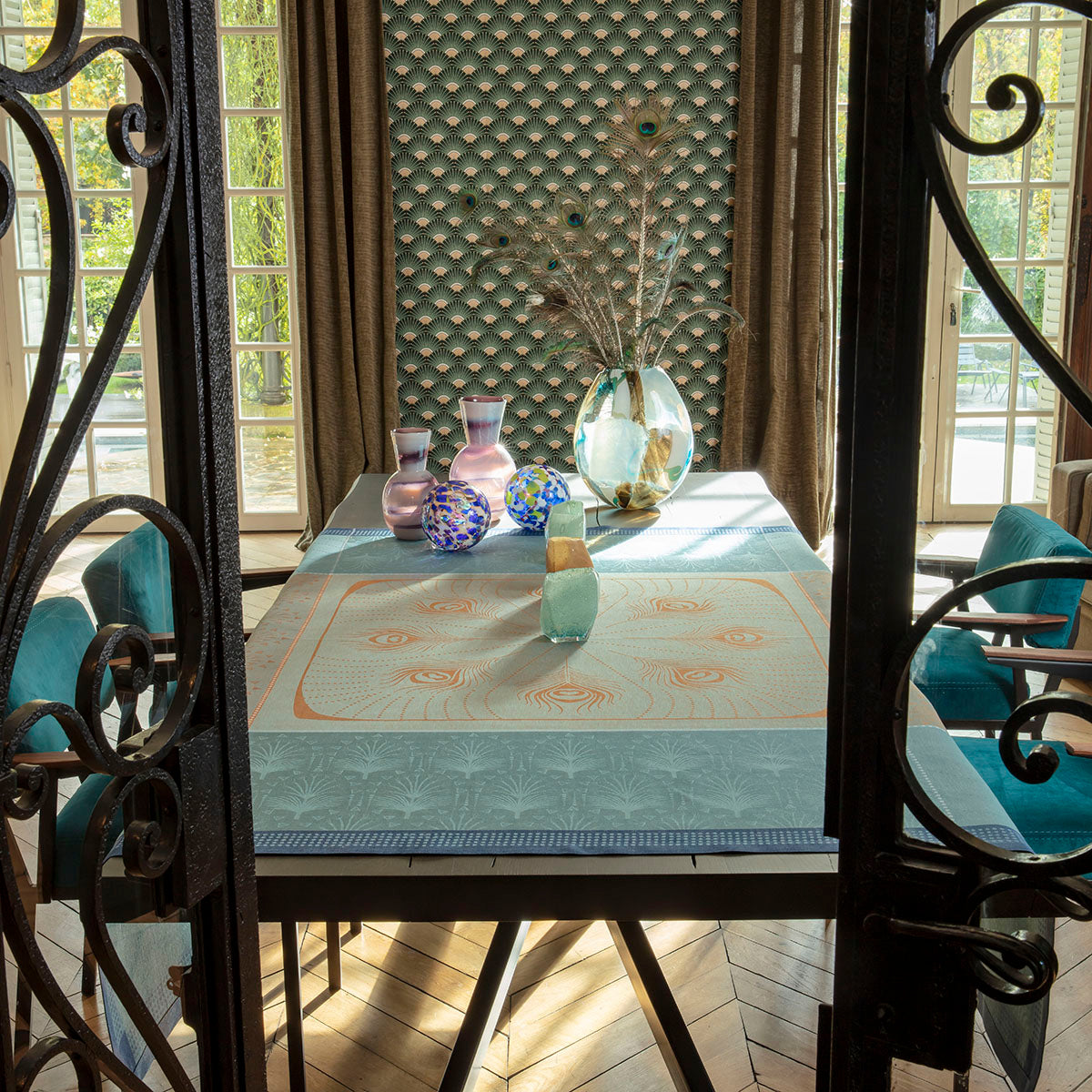 Cabaret Table Linens – Woods Fine Linens